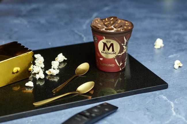Magnum Almond zmrzlina v kelímku